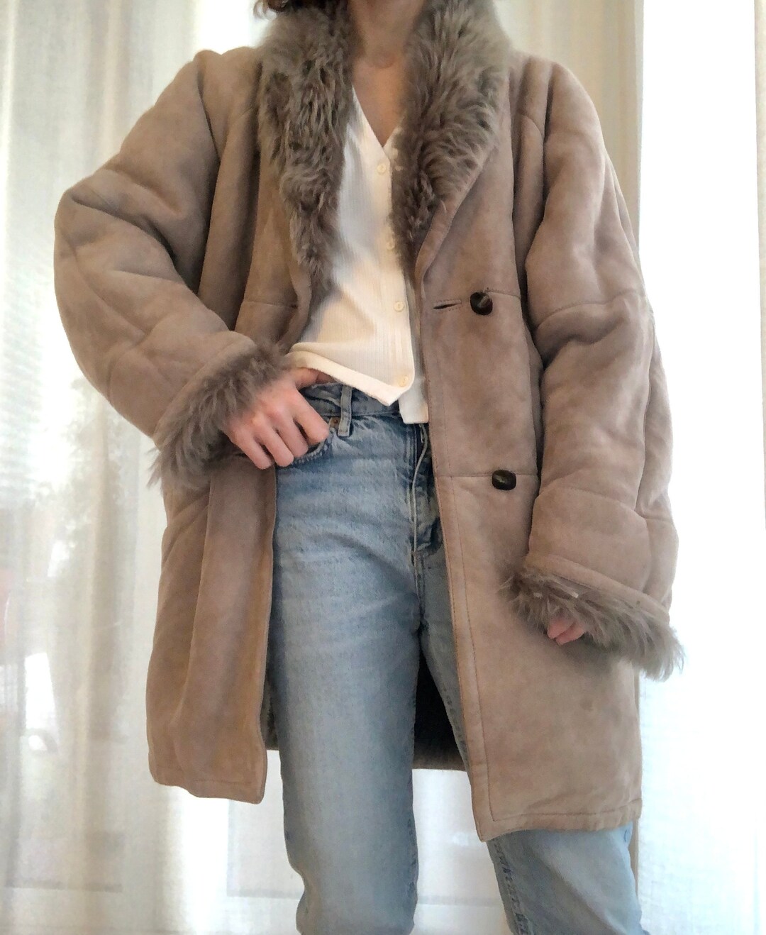 Vintage 90s Light Brown / Taupe Shearling Coat. Oversize Oversized ...