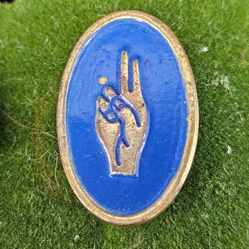 Vintage Girl Scout Brownie Salute Motto Oval Pin Brooch Lapel Set ...