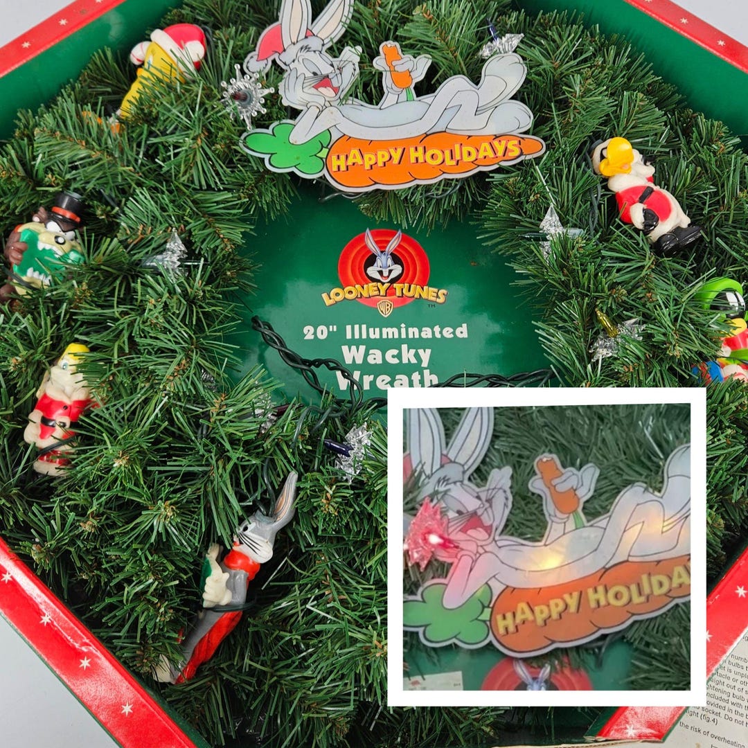 Looney Tunes Holiday Wreath Light up Illuminated Wacky Warner Bros ...