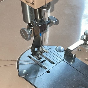 Vintage Singer Simanco Slant Shank Button Foot Part 161168 - Etsy