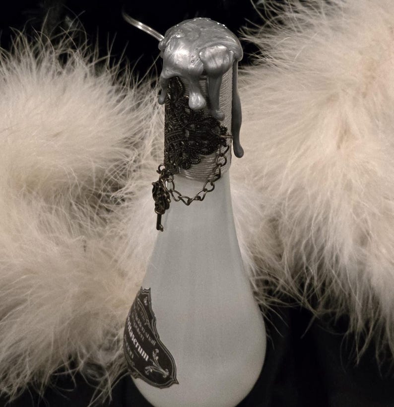 Veritaserum Potion Bottle: Color Changing, Magical Decor - Etsy