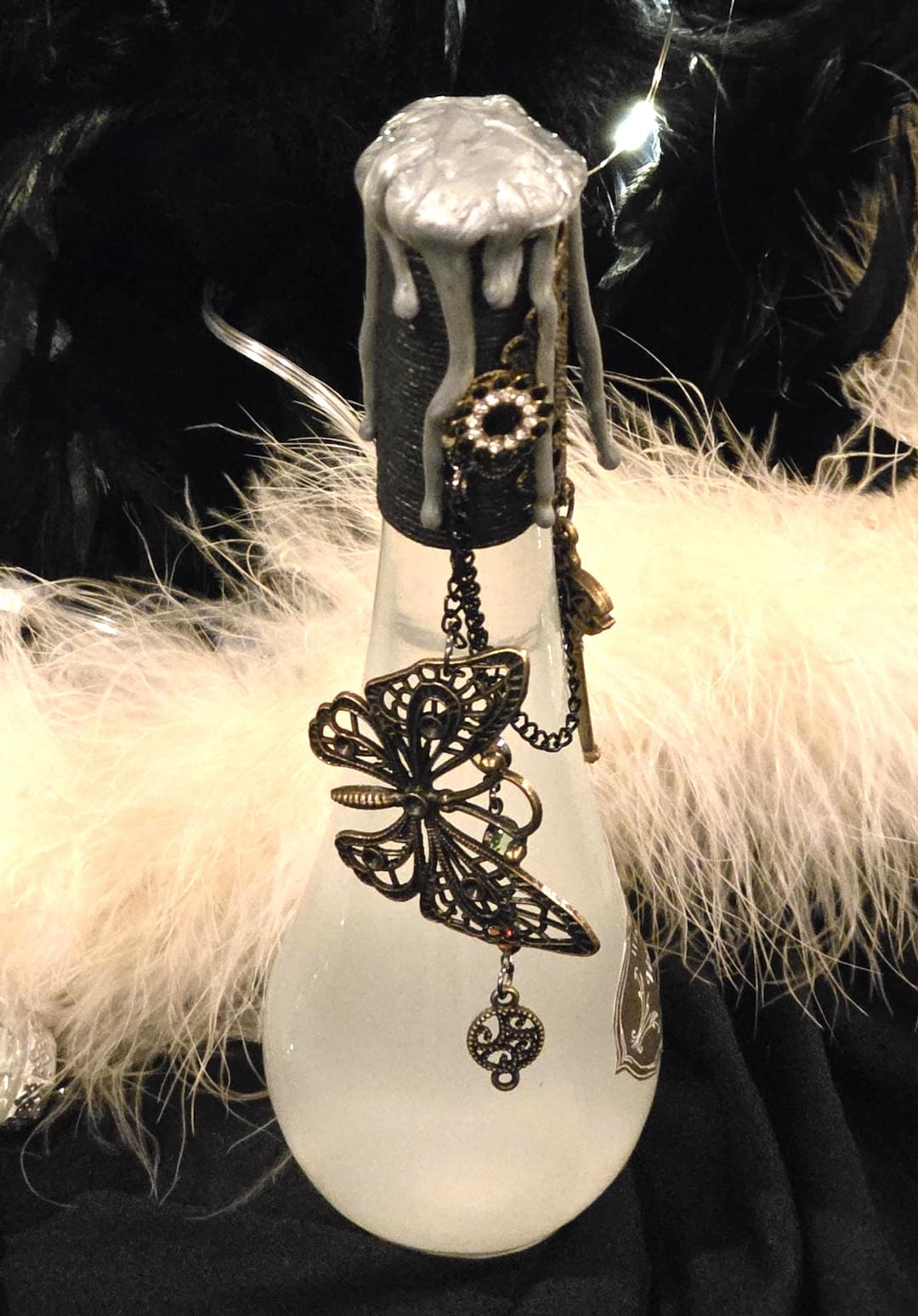 Veritaserum Potion Bottle: Color Changing, Magical Decor - Etsy