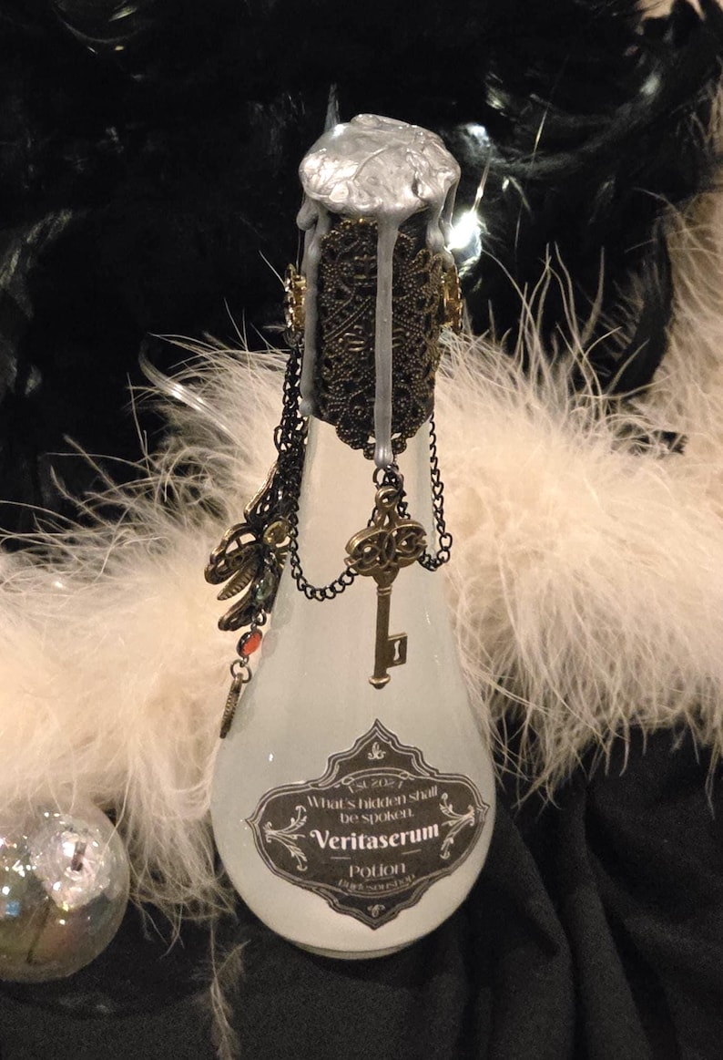 Veritaserum Potion Bottle: Color Changing, Magical Decor - Etsy
