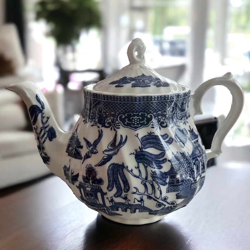 Blue Willow Teapot - Etsy