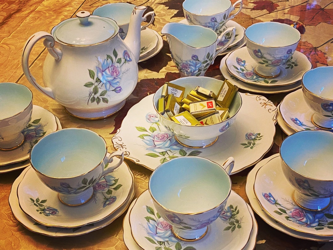 Vintage English Fine Bone China Tea Set for 8 Persons Fascination Royal ...