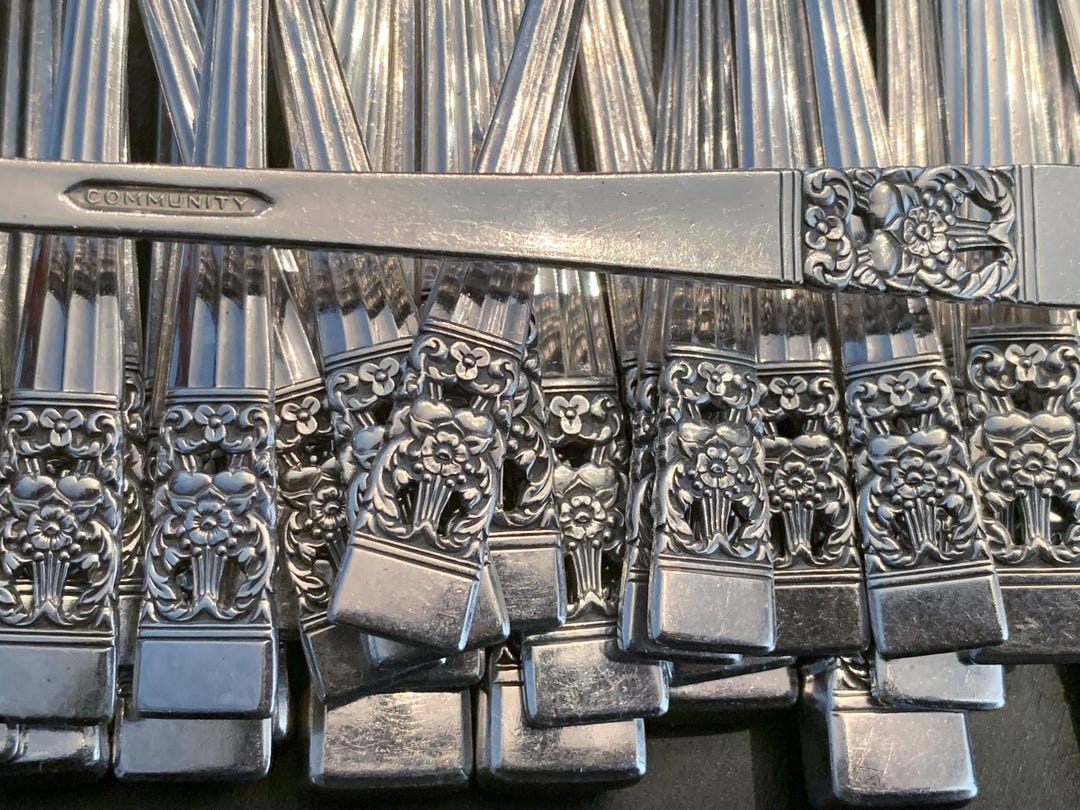Vintage “coronation” Community Silver Plated Silverware - Complete Set ...