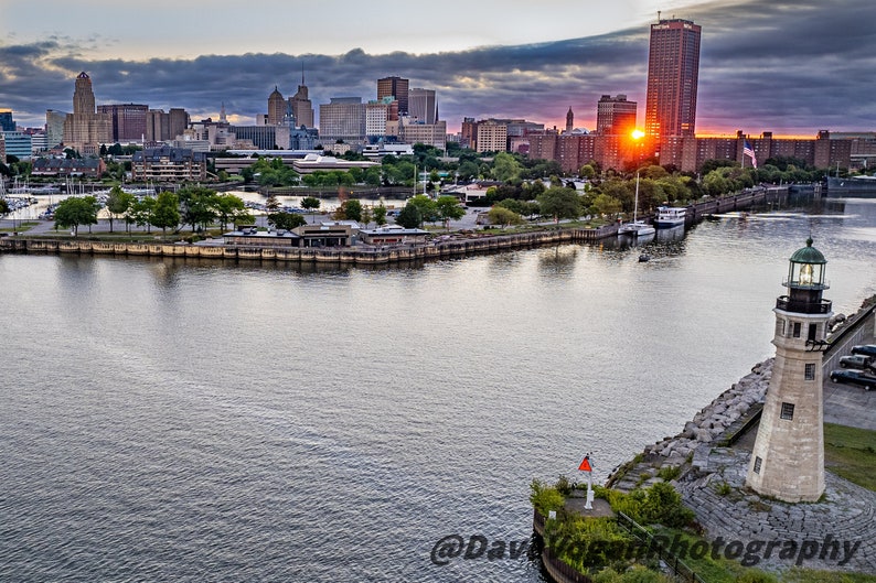 Buffalo NY City Skyline Lighthouse Sunrise Photo - Etsy