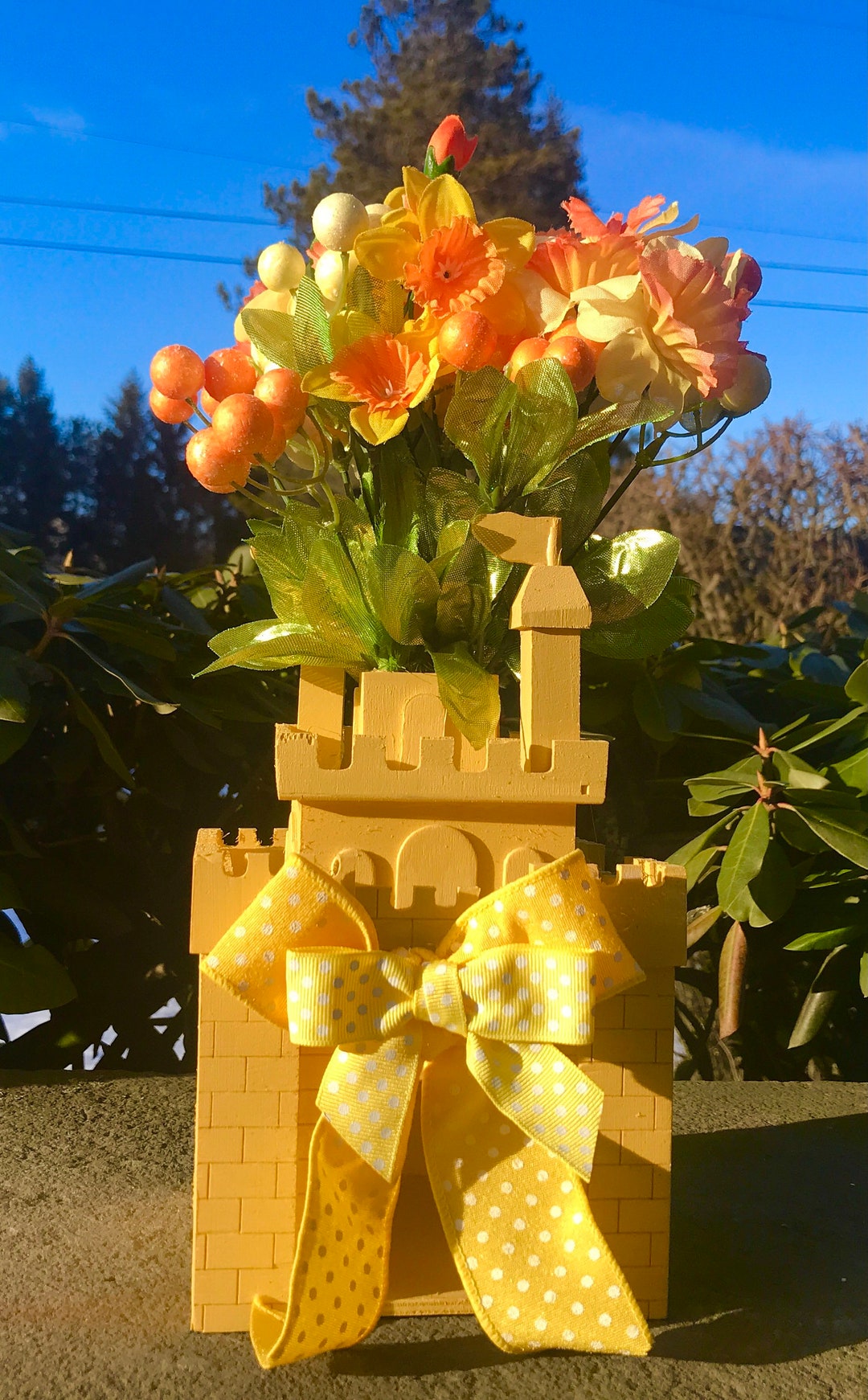Castle Birdhouse Spring Flower - Etsy