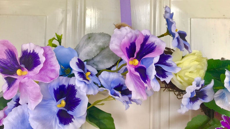 Simply Hi Pretty Pansy Wreath - Etsy