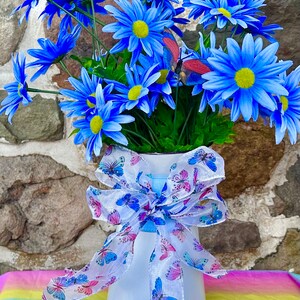 Beautiful Blue Daisy Bouquet - Etsy
