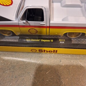 Display Pictures 1973 Chevrolet Cheyenne 10 Pickup shell Oil 1/24 Scale ...