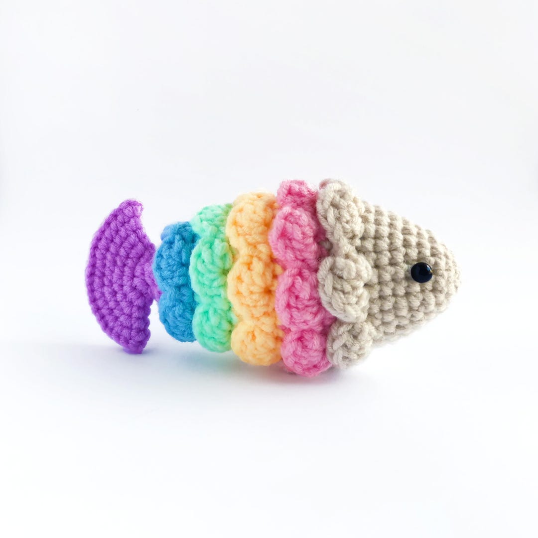 Rainbow Fish Crochet Pattern (PDF) Colorful Fish Amigurumi, Crochet ...