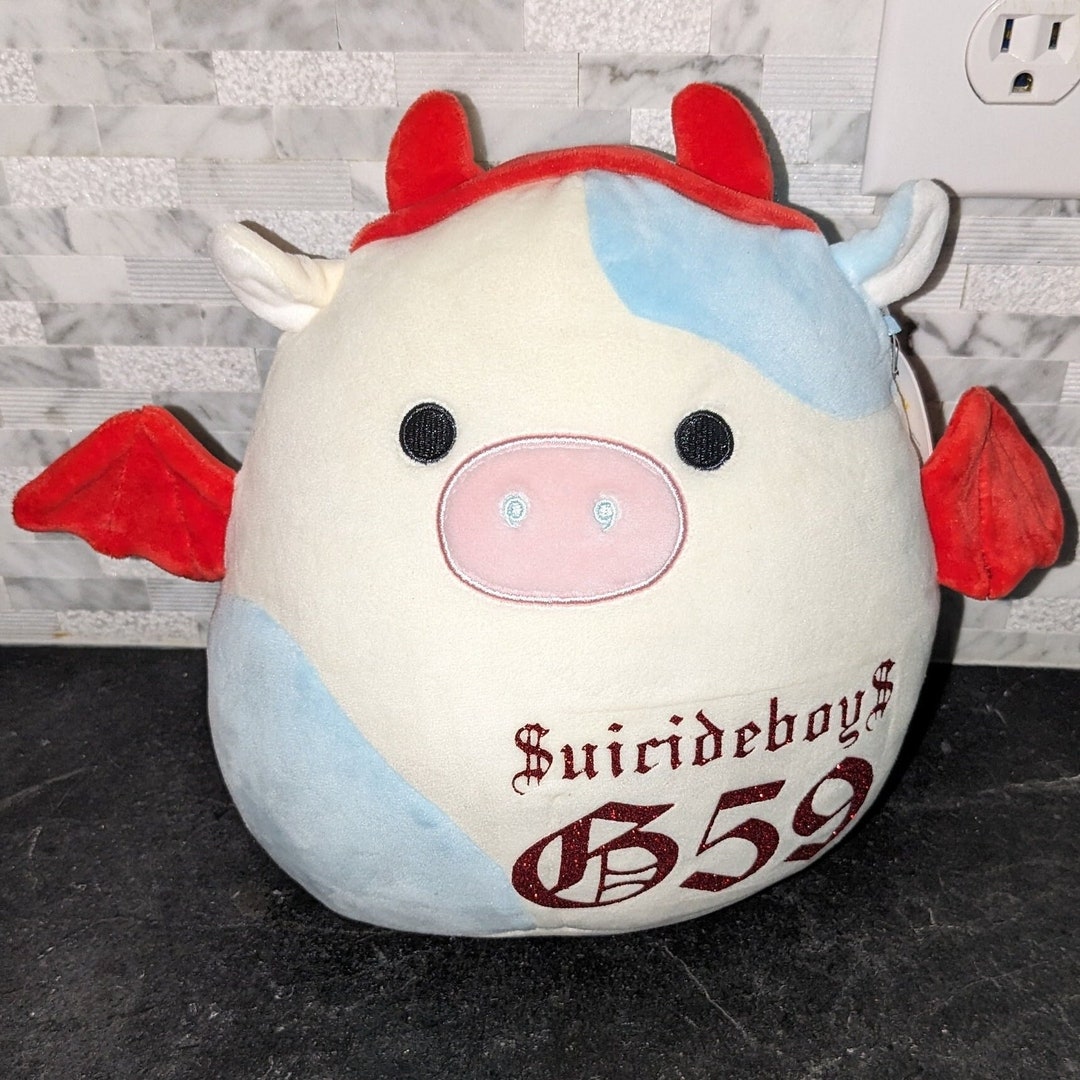 Custom 8 G59 Bat Cow Plush, Red Glitter - Etsy