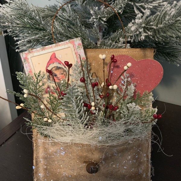 Primitive Valentine - Etsy