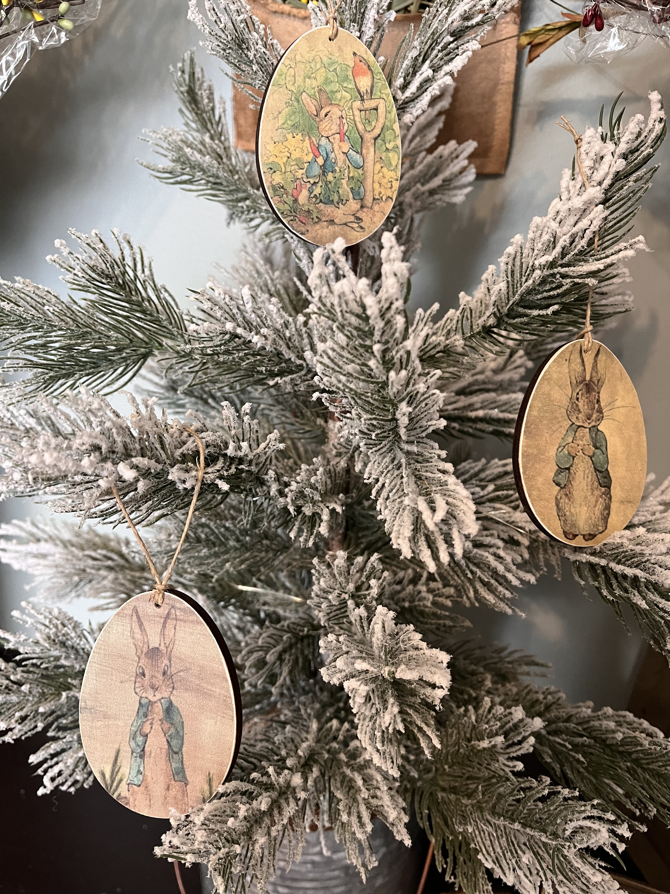 Ornaments & Accents Home & Living Primitive Egg Wood Ornies etna.com.pe