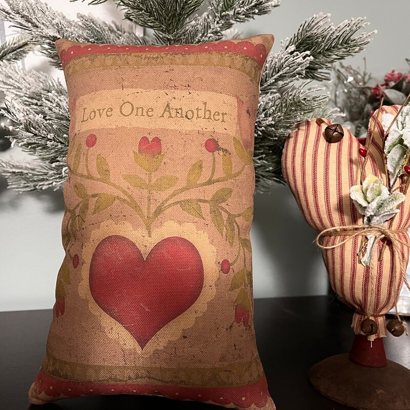 Primitive Valentine - Etsy