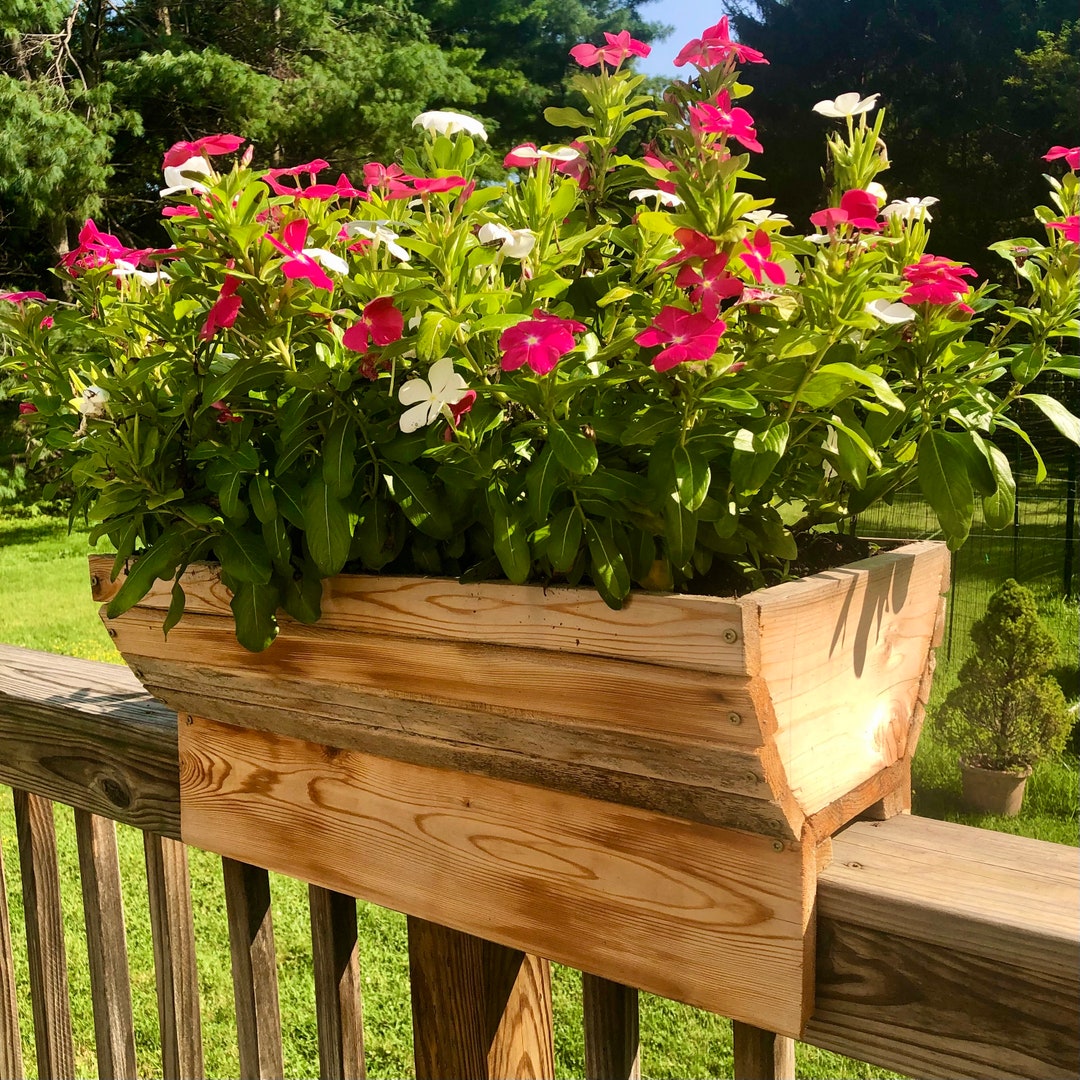 Cedar Planterrail for Flowers, Herbs, & Vegetables - Etsy