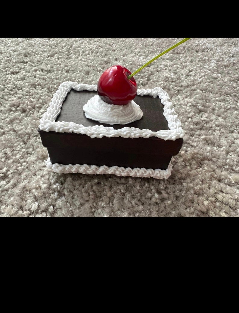 Fake Cake Gift Box Valentines Day Gift - Etsy