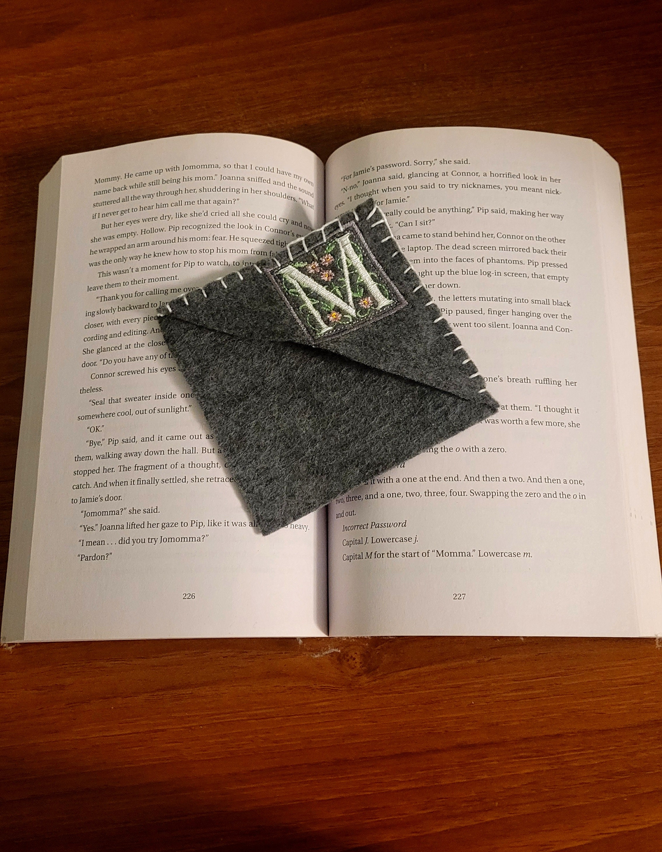 Felt Bookmark Handmade Felt Corner Bookmark Bookmark Embroidered - Etsy