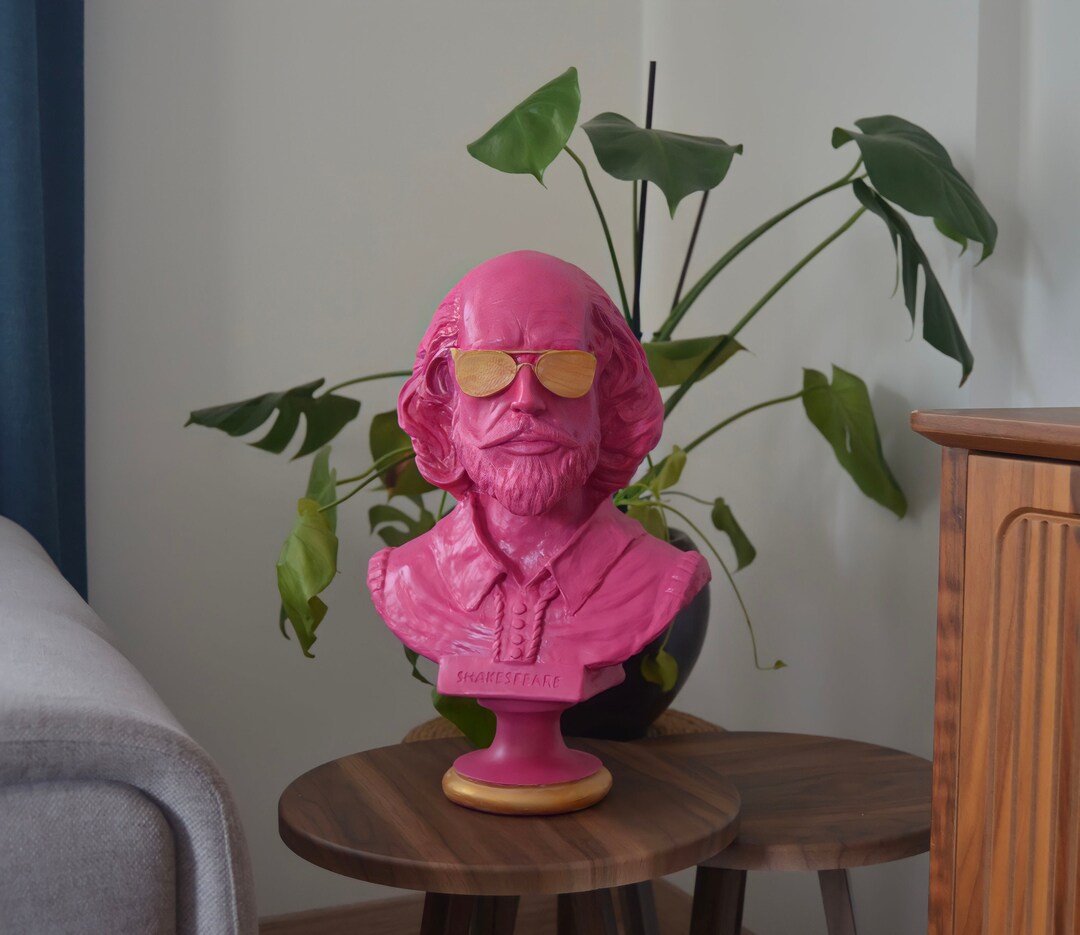 Pink Shakespeare Statue Pop Art Sculpture Unique Home Decor 15.7 Inches ...