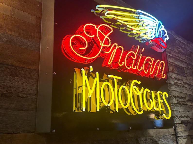 Indian Motorcycles Neon Sign – New Production, Single-sided Wall Decor ...