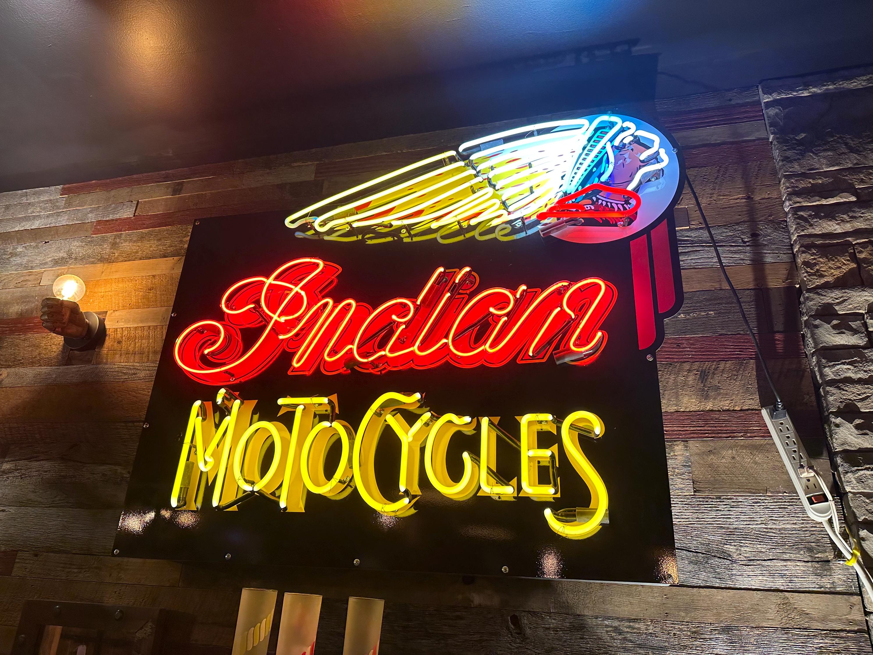 Indian Motorcycles Neon Sign – New Production, Single-sided Wall Decor ...