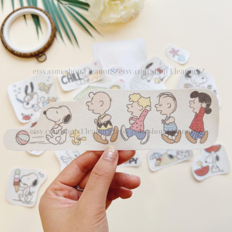 Summer Snoopy Fabric Stick and Stitch - Embroidered Iron-on Patches for ...