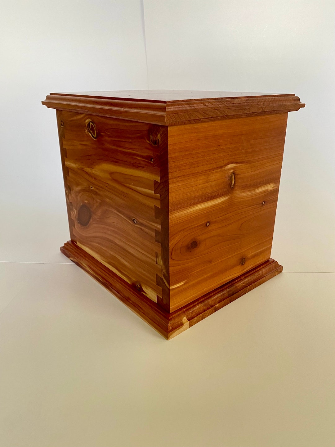 Aromatic Cedar Dovetail Cremation Urn for Human Ashes, up to 300 Pounds ...