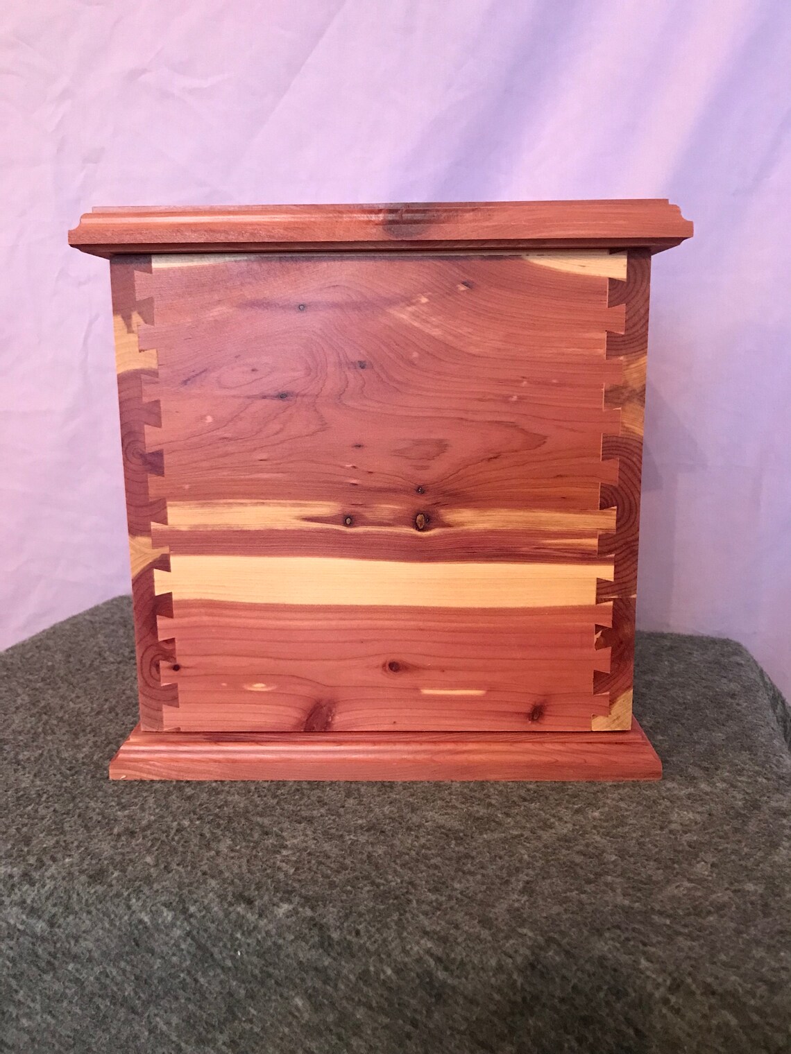 Aromatic Cedar Dovetail Cremation Urn for Human Ashes, up to 355 Pounds ...