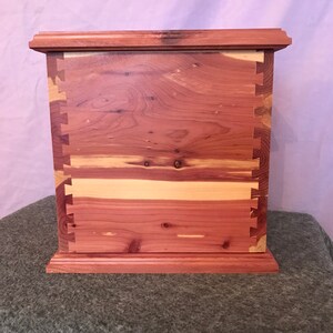 Aromatic Cedar Dovetail Cremation Urn for Human Ashes, up to 355 Pounds ...