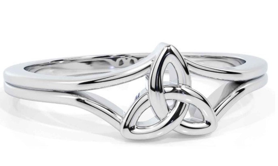 Handcast Dainty 925 Sterling Silver, Irish Celtic Trinity Triquetra ...