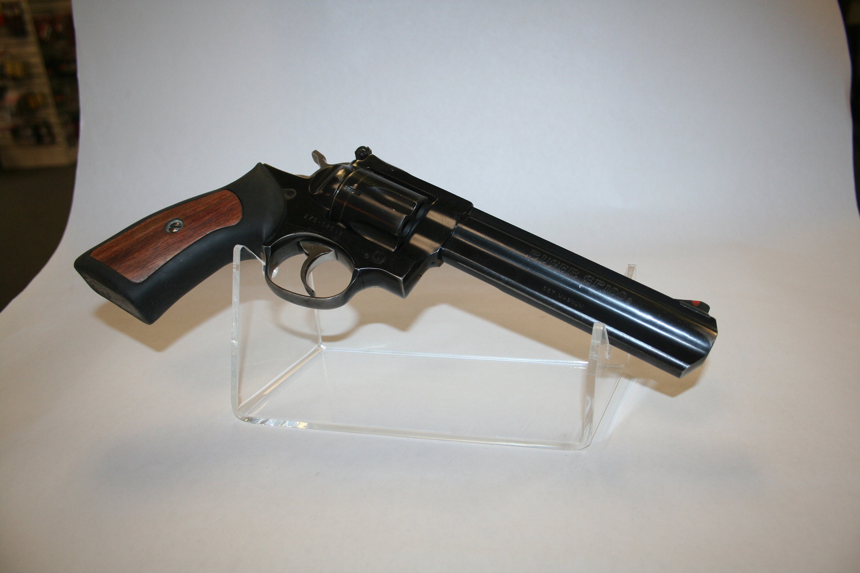 Clear Acrylic Angled Firearms Gun Display | Acrylic Pistol Holder | Gun ...