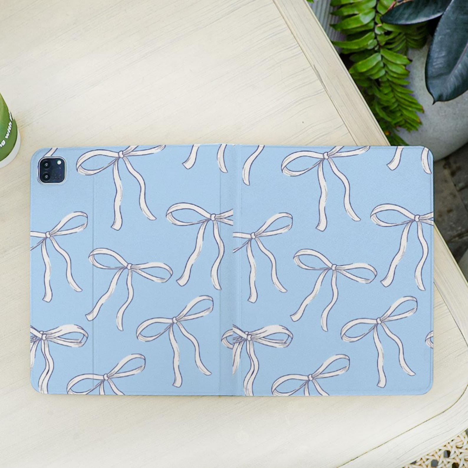 Cute Bows Blue iPad Case With Pencil Holder Cover for iPad Air 5/6/7th ...