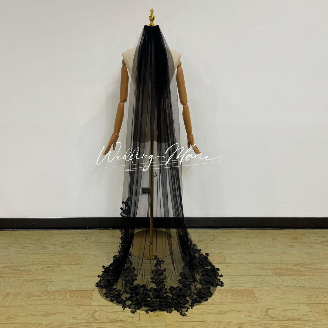 Black Floral Lace Wedding Veil: Floor Length One Tier Bridal Veil - Etsy
