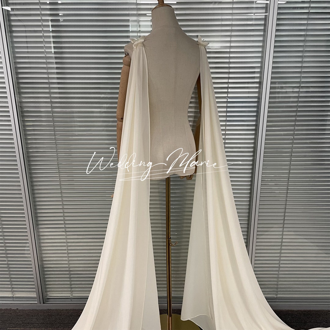 Champagne Shoulder Veil,flowy Chiffon Cape Veil,3d Butterfly Decor ...