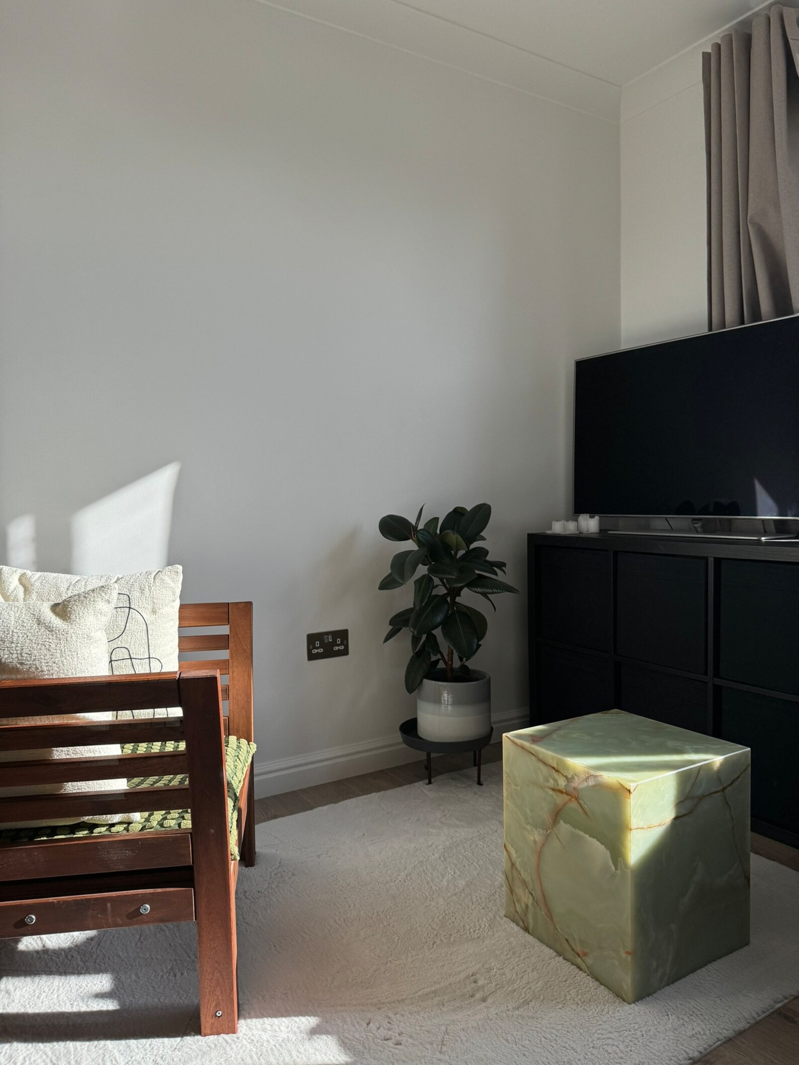 Green Onyx Marble Plinth - Etsy