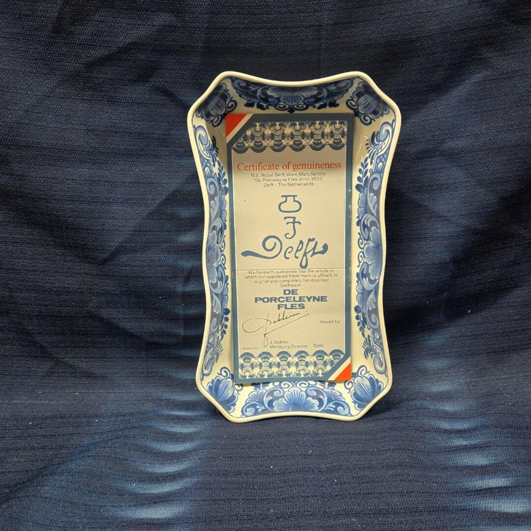 Blue Delft Made in Holland Butter Dish and Butter Spreader Knife ...