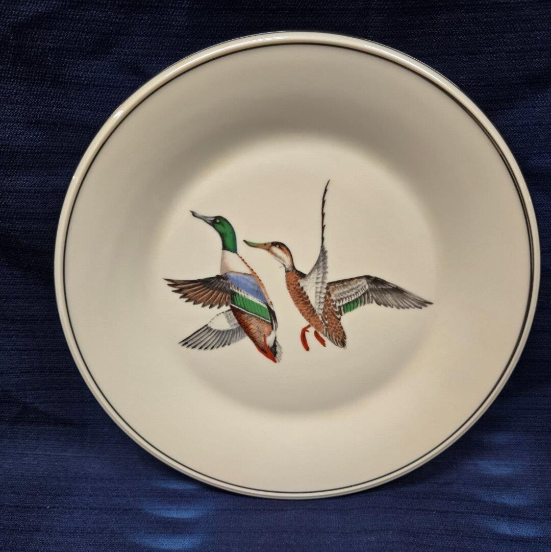 Crème Colored Glass Duck Mallards in Flight Plate – Lenox Duck Plate ...