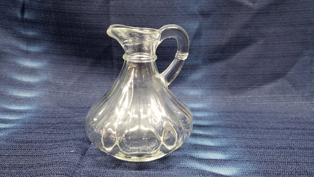 Vintage Clear Glass Oil Decanter – Round Clear Glass Oil Pitcher ...