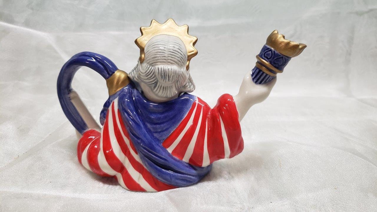 Vintage Fitz and Floyd Statue of Liberty Teapot Décor Red White and ...