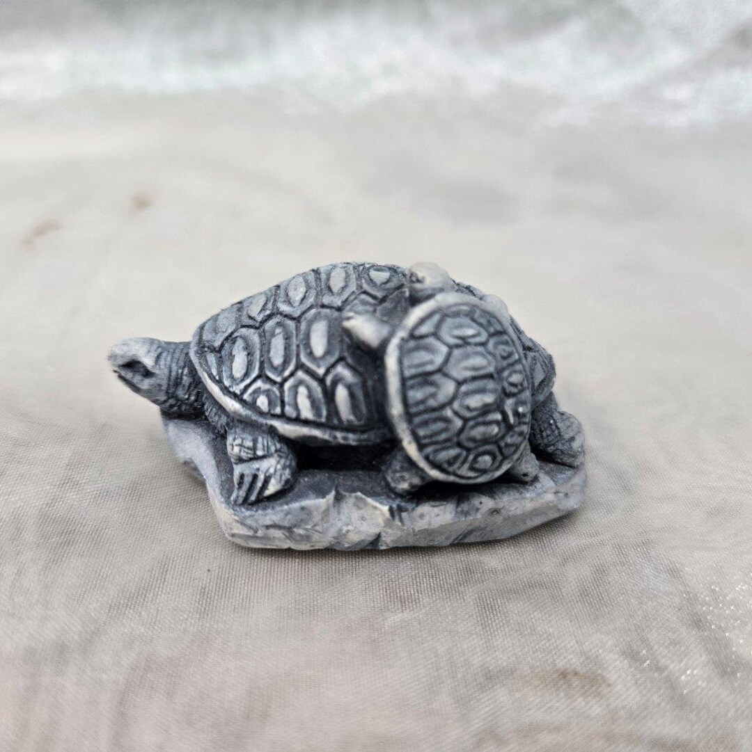 Volcanic Ash Turtle Figurine: Mt St Helen's Sculpture - Etsy