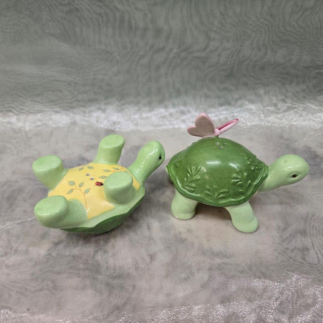 Green Ceramic Turtle Salt and Pepper Shakers – Pink and Green Turtles ...