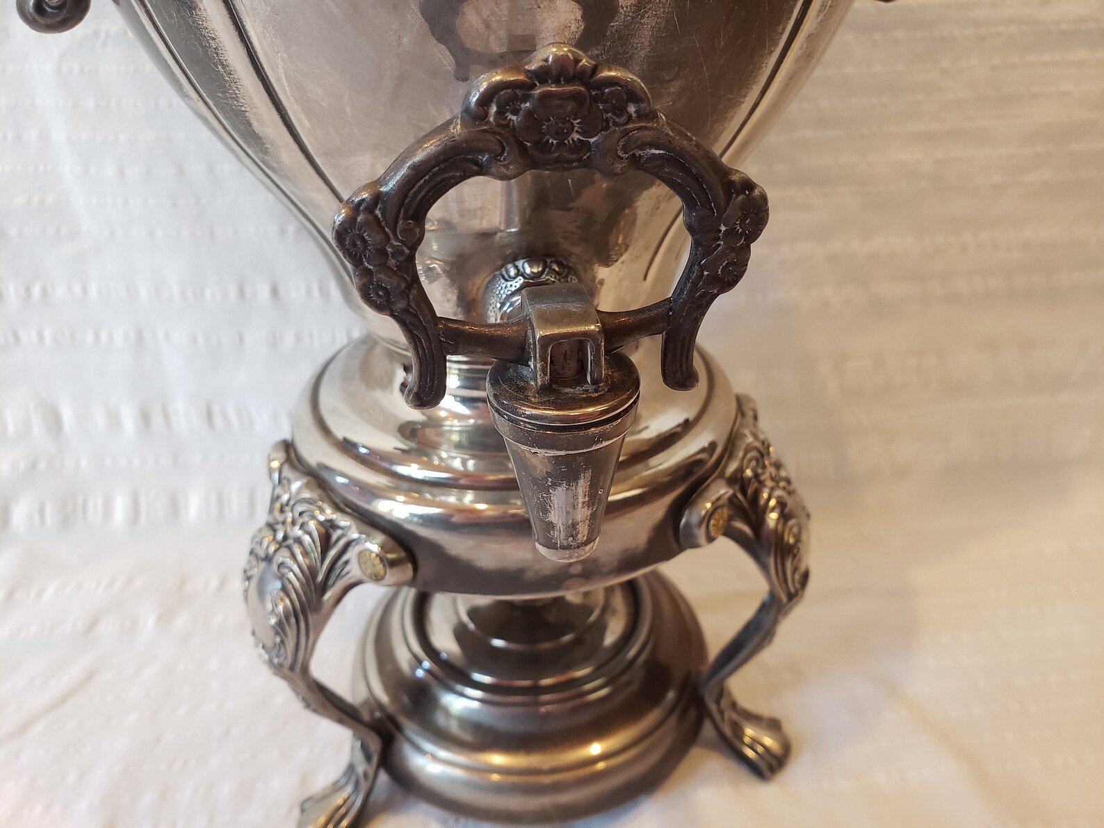 Vintage Silver Colored Drink Dispenser: Victorian Style Coffee Tea Urn ...