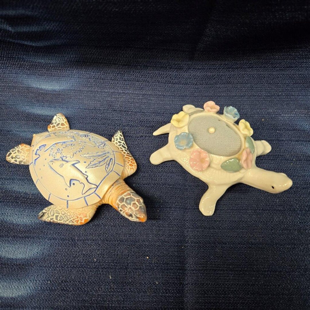 Pair of Blue and Tan Turtles – Blue and Tan Turtle Figurine Décor ...