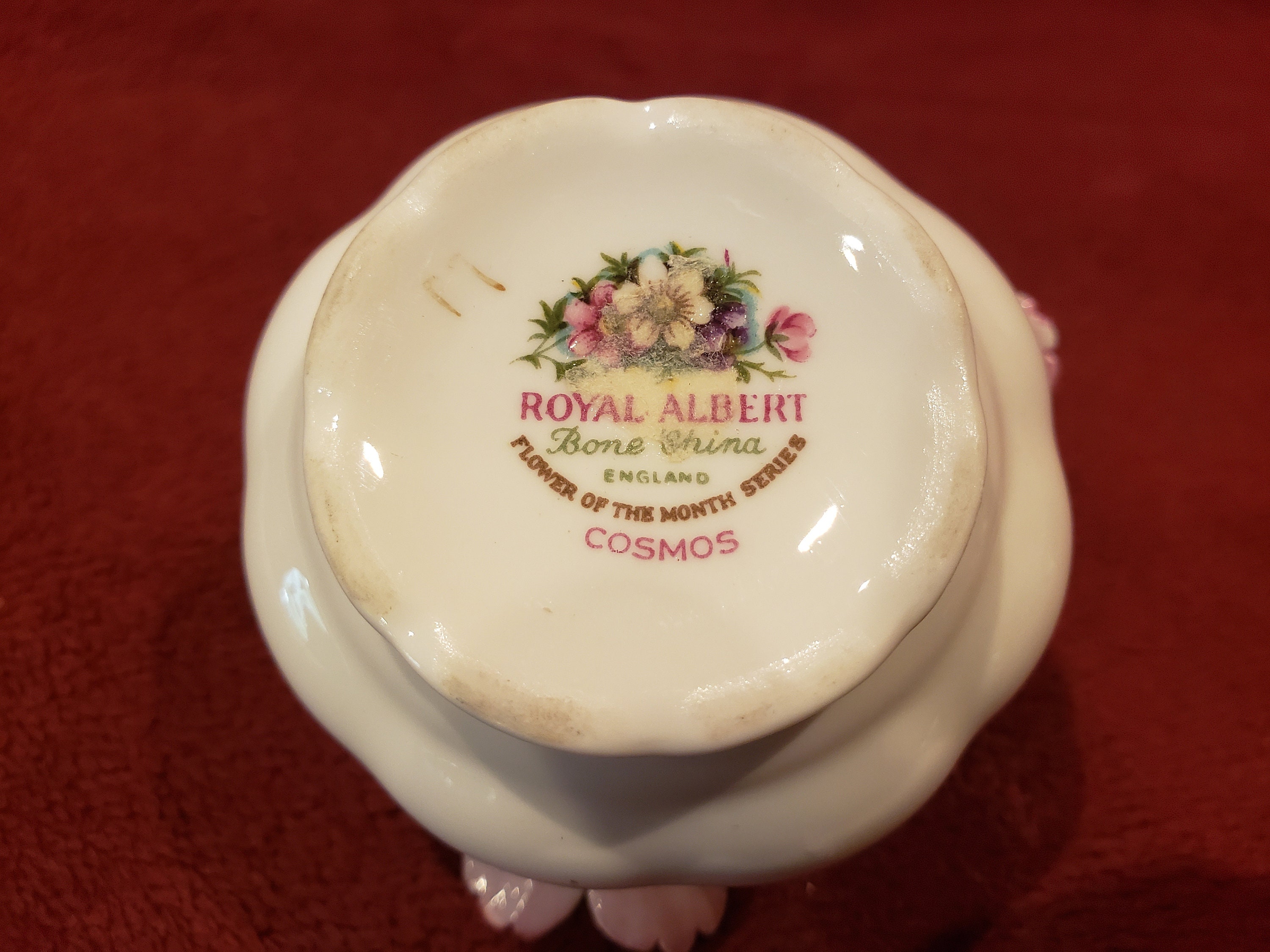 Royal Albert Cosmos Porcelain Flower Bouquet - Flower of the Month ...