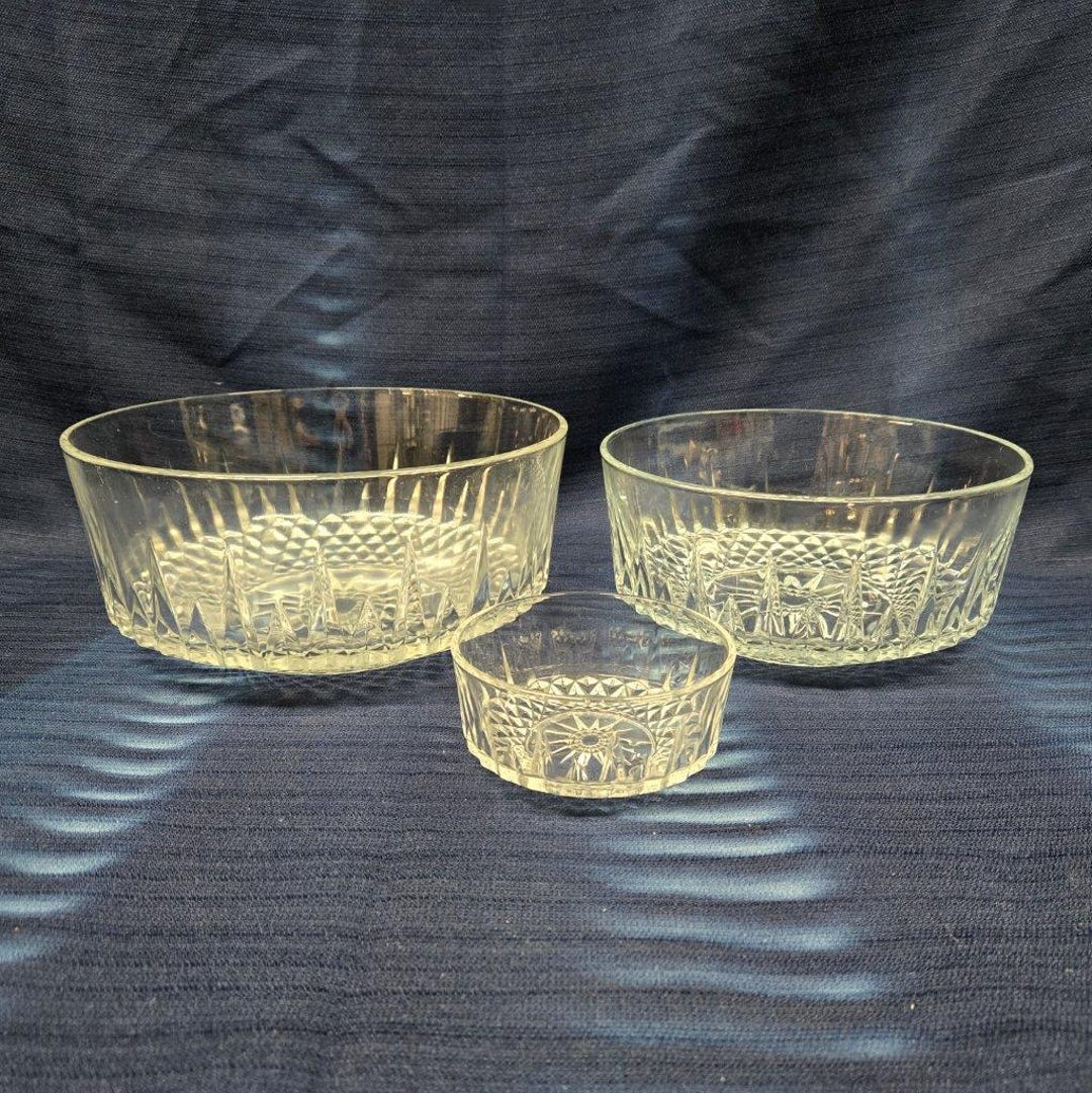 Arcoroc Clear Set of 3 Cut Glass Bowls – Decorative Collectible Glass ...