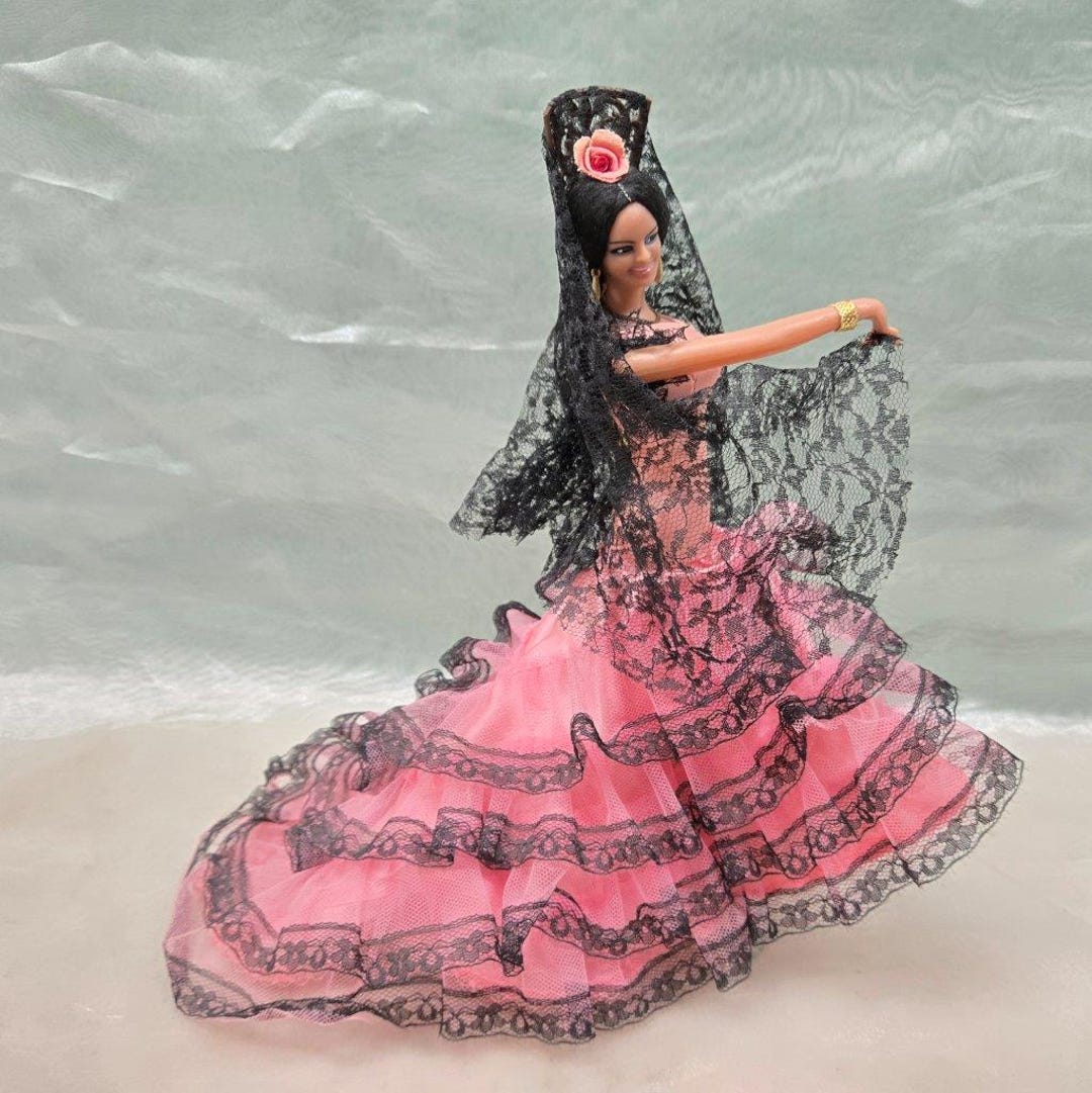 Spanish Dancer Doll on Stand – Beautiful Hispanic Flamenco Dancer ...