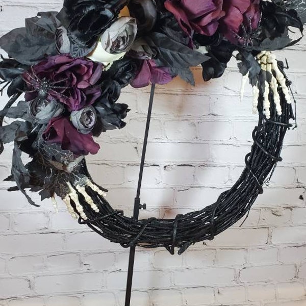 Gothic Door Wreath - Etsy