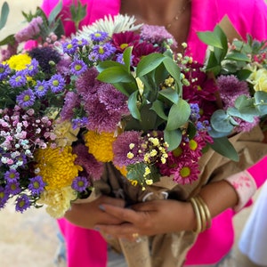 Baby in Bloom | Fresh Flower Bouquet Wraps | Brown Kraft Paper - Etsy