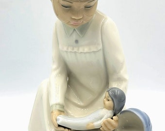 Zaphir Girl Figurine - Etsy
